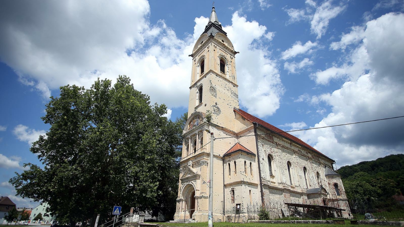 Pravoslavci u Hrvatskoj i katolici u Srbiji: Bez nevolje nema bogomolje ...